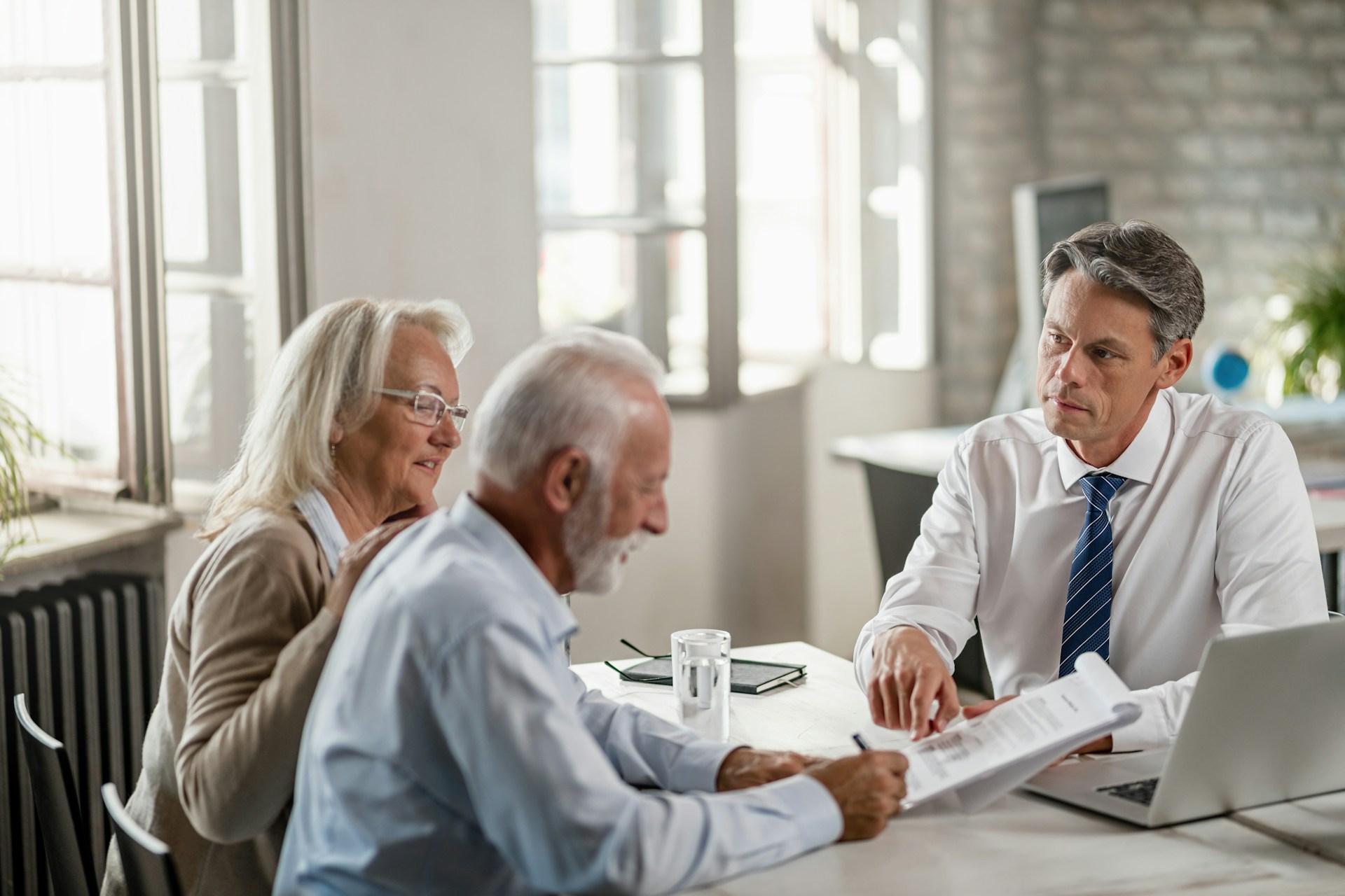 How to Find the Right Lawyer for Your Needs - When They Get Older
