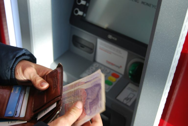 What are the new rules for cash withdrawals from banks and how do they ...
